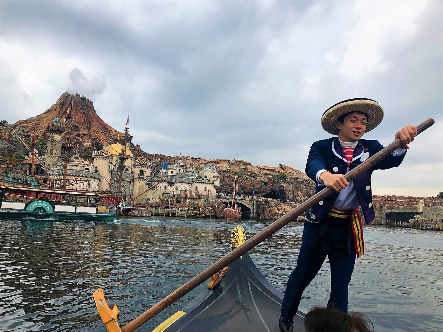 5 Reasons Why Visiting Tokyo Disney is Magical - Extravelgance