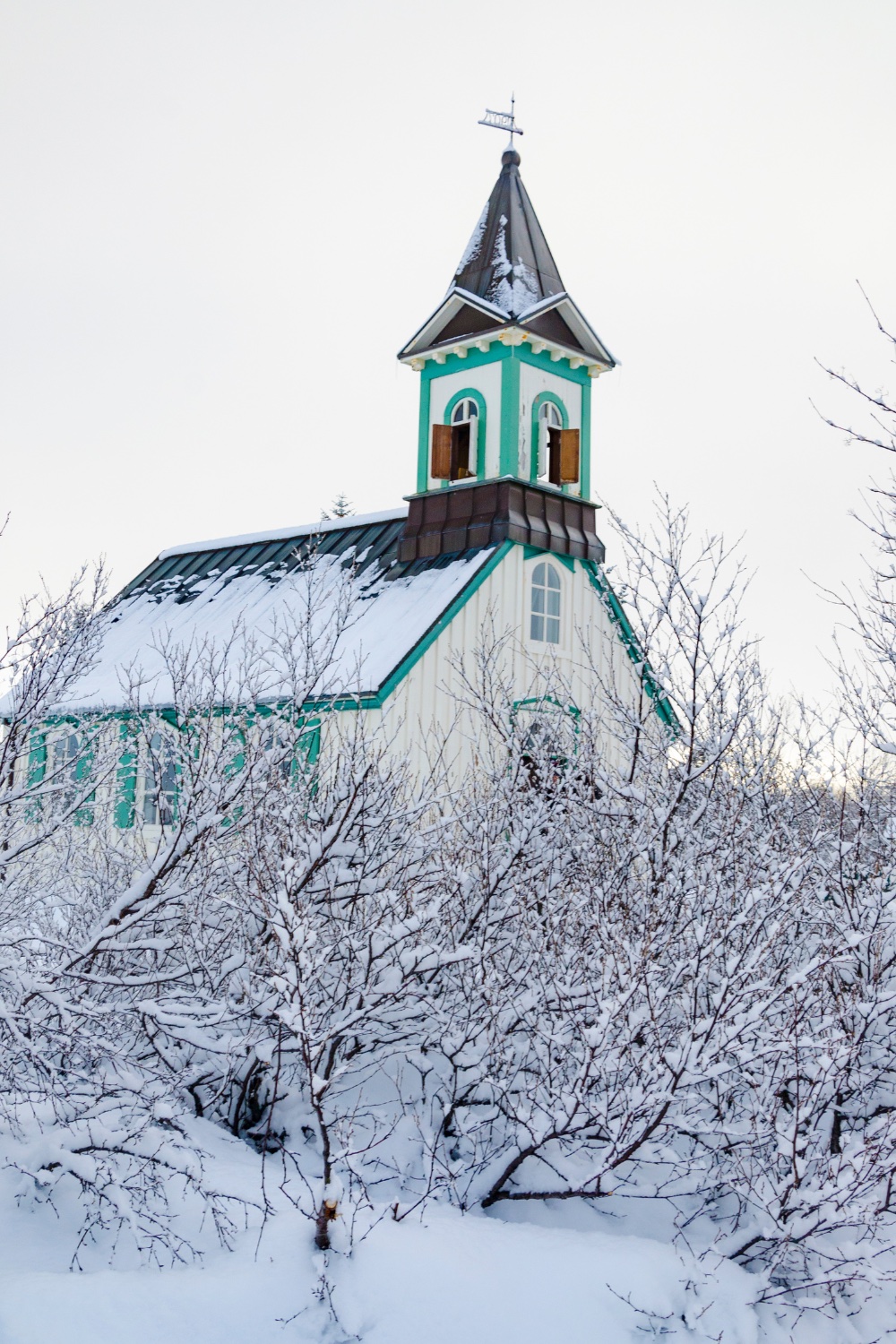 One Week in Spectacular Iceland - Extravelgance