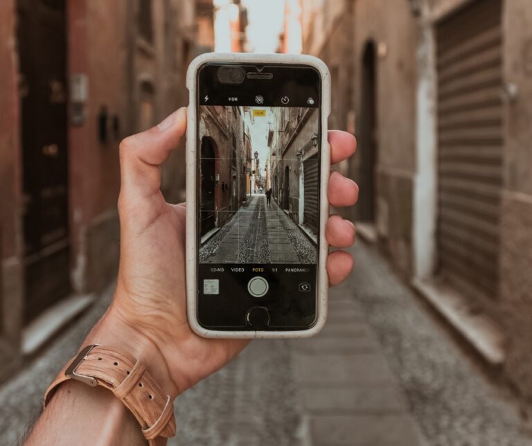 Tips and Tricks for Amazing iPhone Photos - Extravelgance