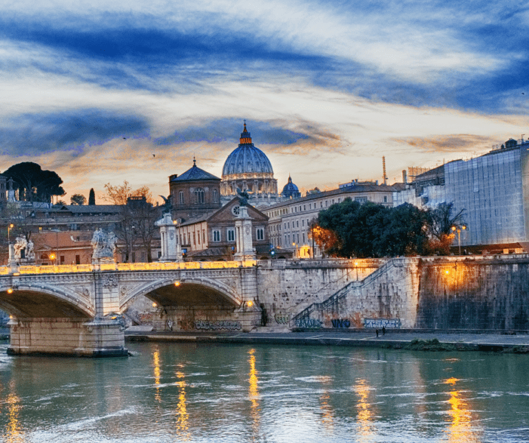 How to Pack for an Unforgettable European River Cruise - Extravelgance