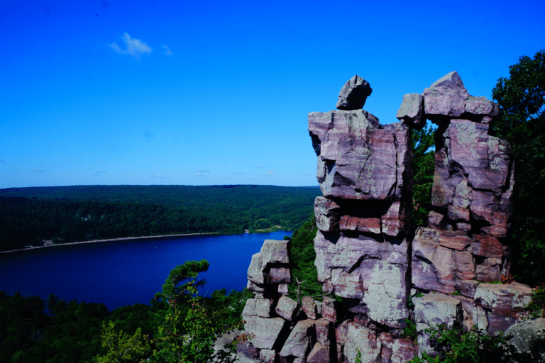 7 Sensational Sites to See in North Dakota - Extravelgance